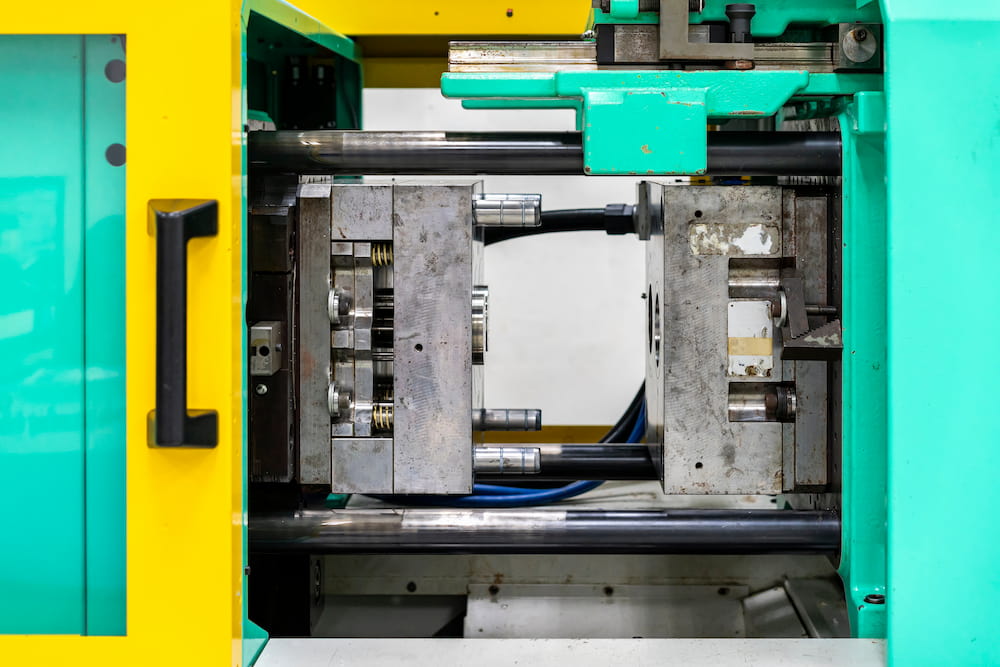 Cold Runner vs. Hot Runner Molds | 🥇 Plastic Injection Molding Company Cold Runner vs. Hot Runner Molds | 🥇 Plastic Injection Molding Company