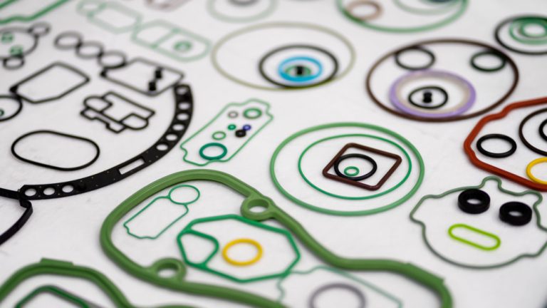 5 Applications of Plastic Injection Molding | Wunder-Mold